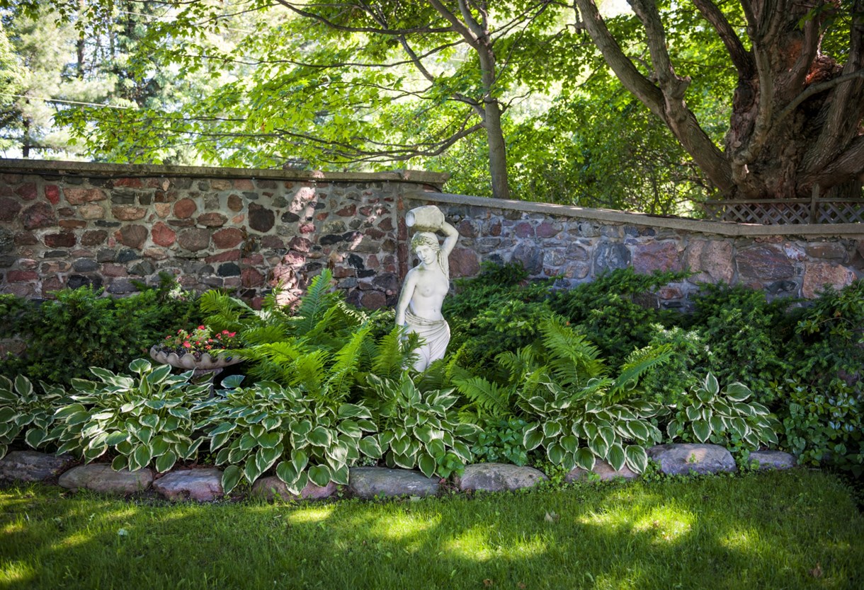 Perennrabatt inspiration - 5 tips när du planerar blomsterrabatten ...